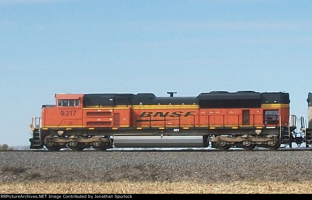 BNSF 9317